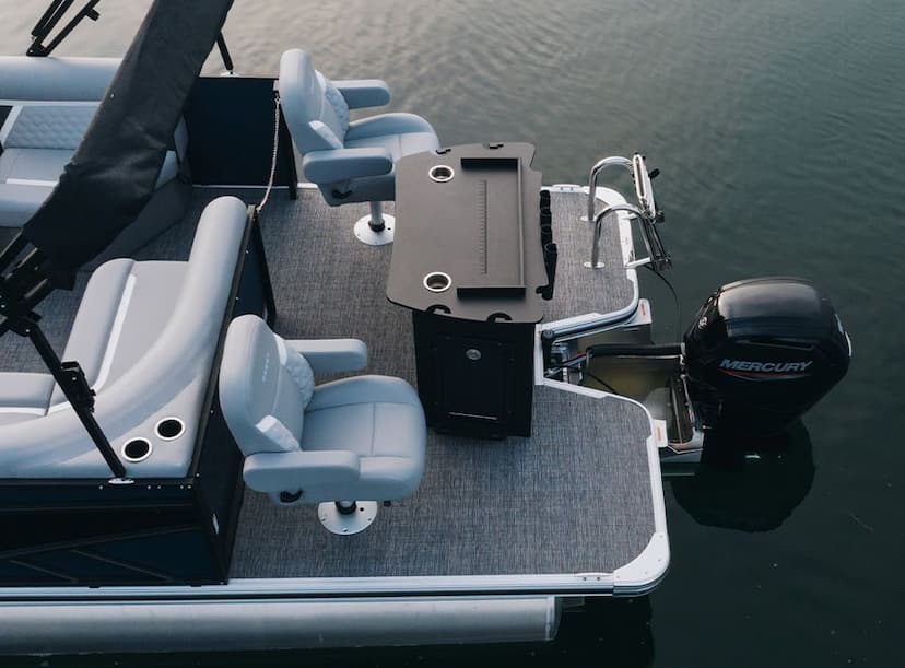 Crest Pontoons Classic 240 3 Toon boats for sale - From $149/mo