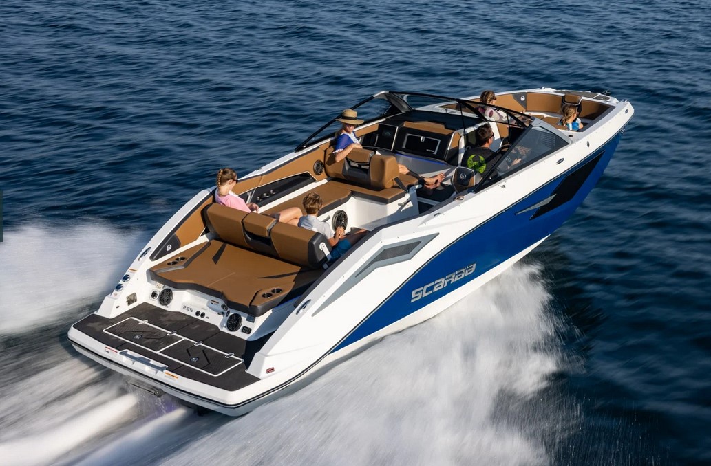 5 Best Jet Boats: Considerations and Comparisons - Boatzon