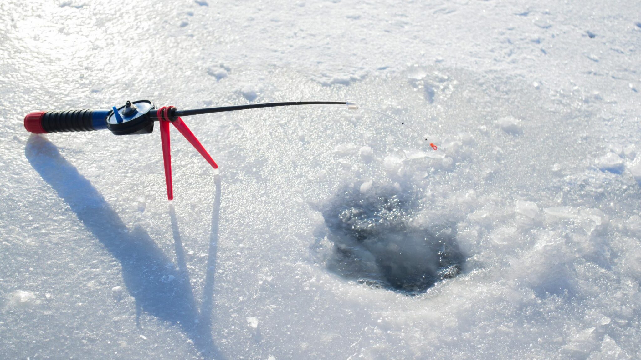 A Beginner's Guide to Ice Fishing - Boatzon
